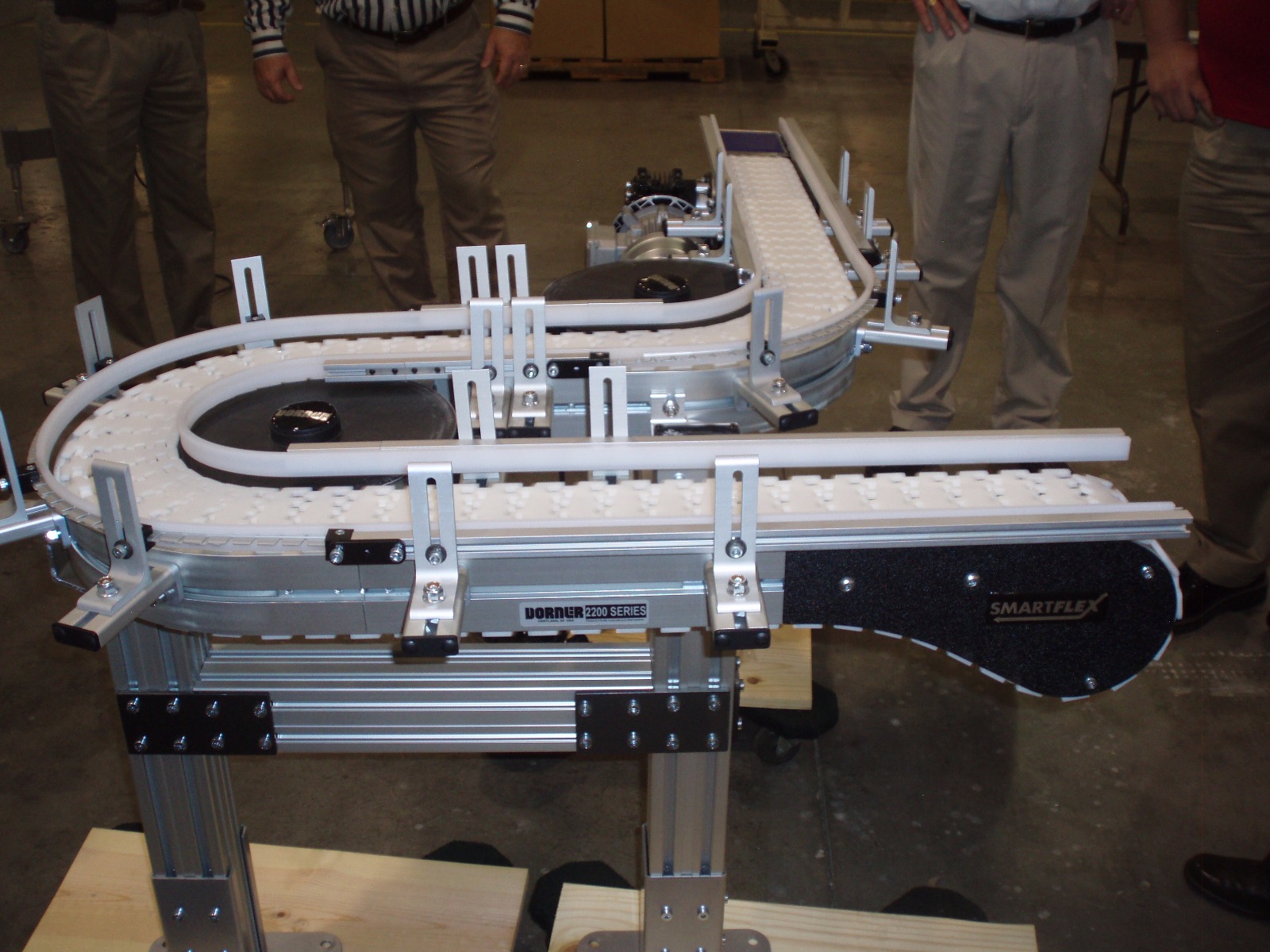 Narrow modular plastic belted conveyor systems - AS Conveyor Systems